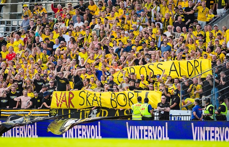 „გვეზიზღება VAR-ი“ | ნორვეგიაში ვიდეორეფერი გააპროტესტეს და მატჩი გადაიდო - Crystalsport